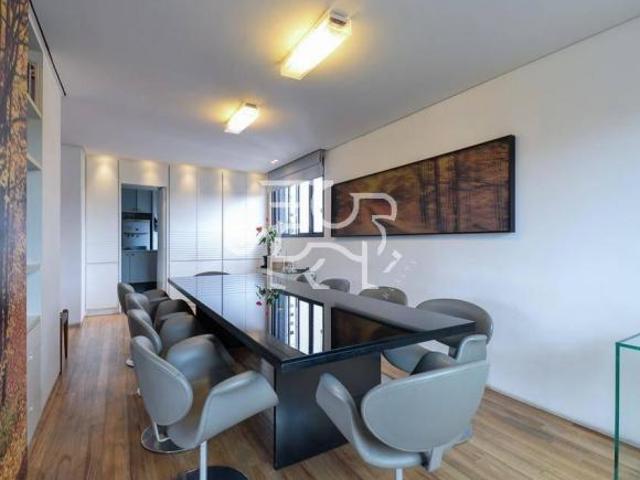 Apartamento para venda e aluguel em Santa Cecília de 280.00m² com 3 Quartos, 3 Suites e 3 Garagens