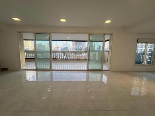 Apartamento para venda e locação no Cambuí em Campinas na Davanti Imóveis