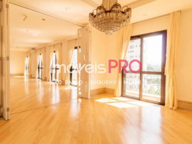 Apartamento para venda e locação com 313m² em Moema São Paulo