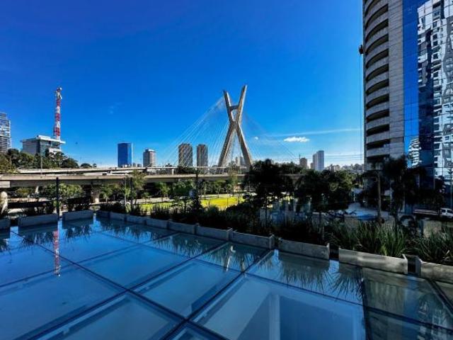 Apartamento para venda e locação em Brooklin com 1 quarto, sendo 1 suíte, 82m²