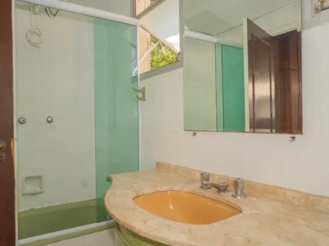 Apartamento para venda e locação em Vila Mariana com 4 quartos, sendo 1 suíte, 202m²