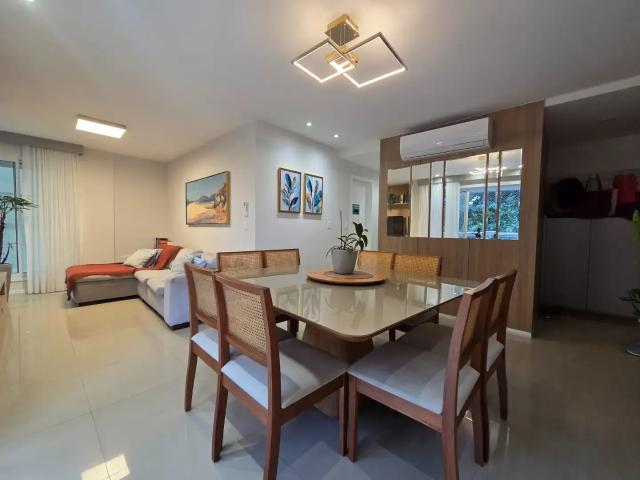 Apartamento para Venda em Macaé/RJ Cavaleiros 4 Quartos