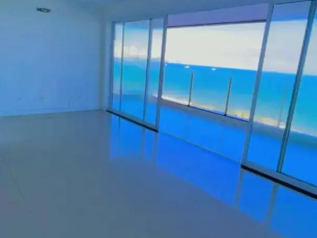 Apartamento para Venda em Macaé/RJ Praia Campista 3 Quartos