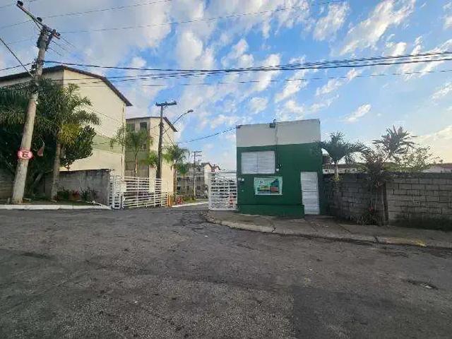 Apartamento para Venda em Macaé/RJ Virgem Santa 2 Quartos