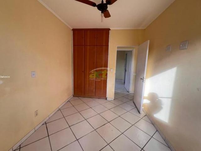 Apartamento para venda em Machado De Mello de 77.00m² com 3 Quartos, 1 Suite e 1 Garagem