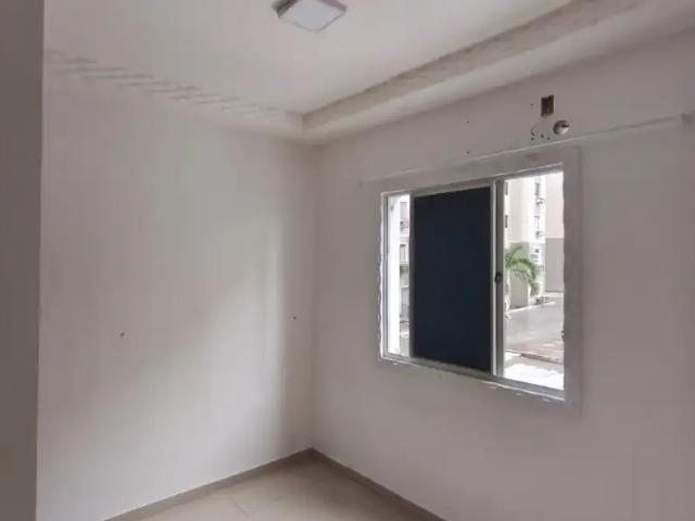 Apartamento para Venda em Maracanaú/CE Centro 2 Quartos