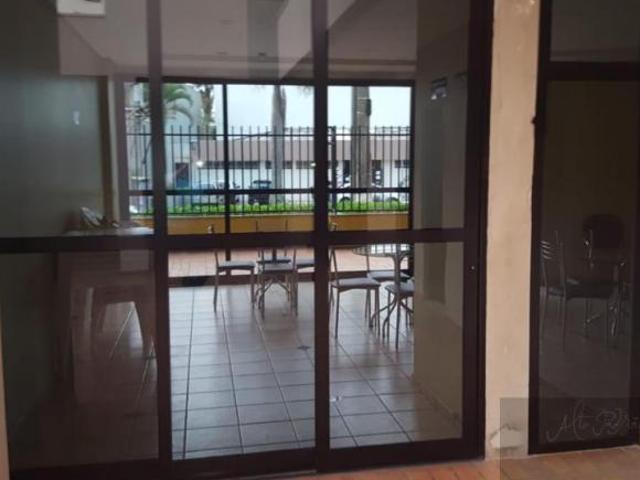Apartamento para Venda em Marília, Condomínio Edifício Trianon, 2 dormitórios, 1 suíte, 1 vaga