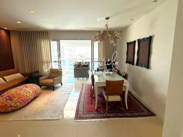 Apartamento para Venda em Marília, Condomínio Edifício Belvedere, 3 dormitórios, 3 suítes, 4 banheir