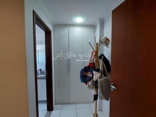 Apartamento para Venda em Marília, Condomínio Edifício Manhattan, 2 dormitórios, 2 suítes, 3 banheir