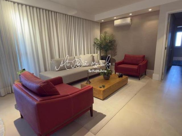 Apartamento para Venda em Marília, Condomínio Edifício Monteiro Lobato, 3 dormitórios, 3 suítes, 5 b