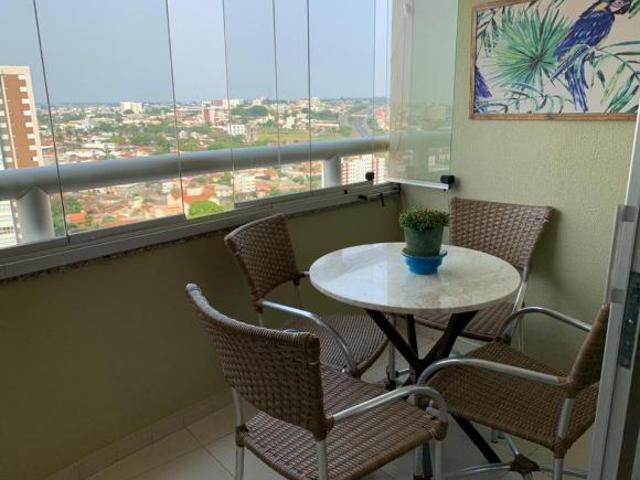 Apartamento para Venda em Marília, Condomínio Edifício Solar Mediterrane, 3 dormitórios, 3 suítes, 5