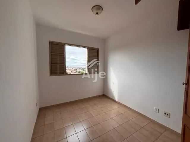 Apartamento para Venda em Marília/SP Palmital 2 Quartos