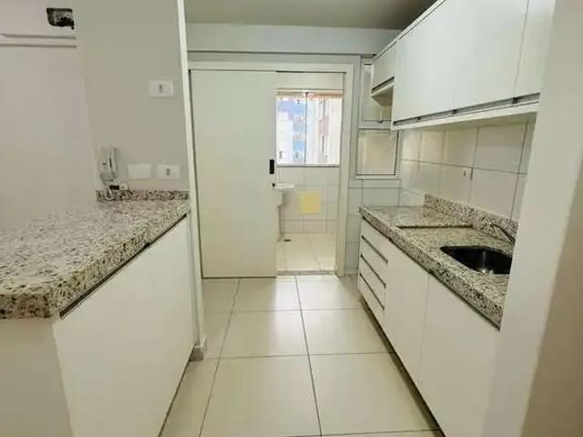 Apartamento para Venda em Maringá/PR Vila Cleópatra 3 Quartos