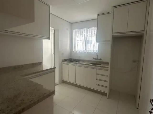 Apartamento para Venda em Maringá/PR Vila Cleópatra 3 Quartos