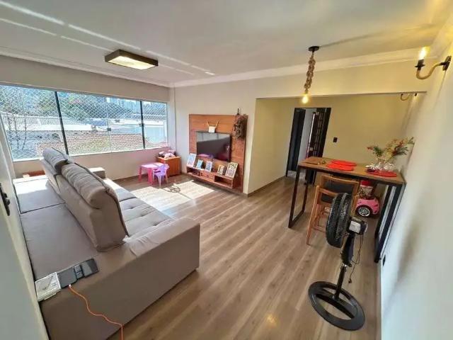 Apartamento para Venda em Maringá/PR Zona 04 3 Quartos