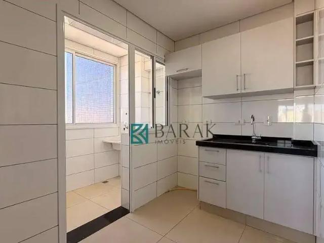 Apartamento para Venda em Maringá/PR Zona 07 2 Quartos