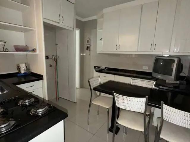 Apartamento para Venda em Maringá/PR Zona 07 2 Quartos