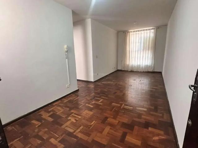 Apartamento para Venda em Maringá/PR Zona 07 3 Quartos