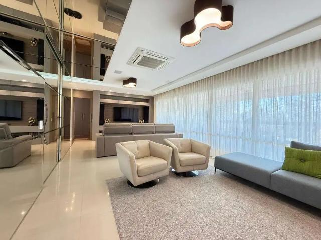 Apartamento para Venda em Maringá/PR Zona 07 3 Quartos