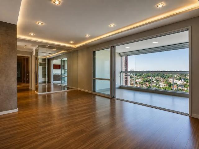 Apartamento para Venda em Maringá/PR Zona 08 3 Quartos