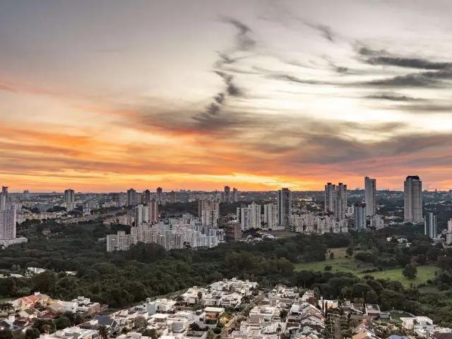 Apartamento para Venda em Maringá/PR Zona 08 3 Quartos