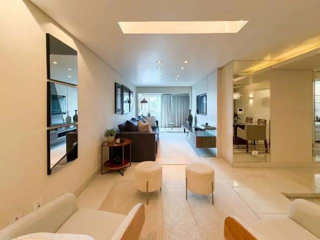 Apartamento para Venda em Maringá/PR Zona 01 3 Quartos