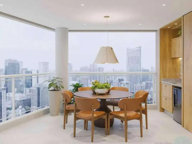 Apartamento para Venda em Maringá/PR Zona 01 3 Quartos