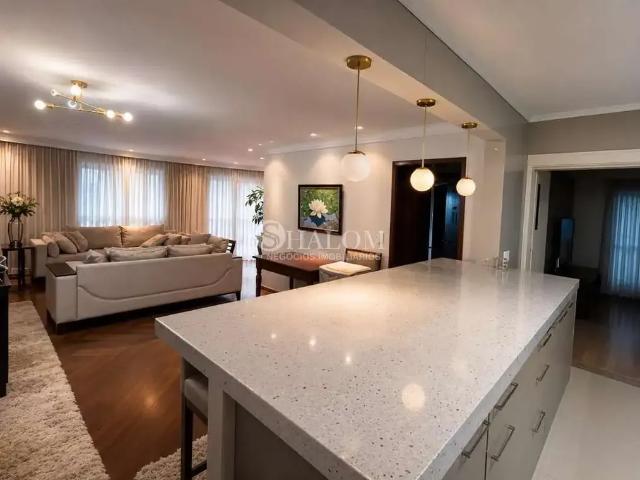 Apartamento para Venda em Maringá/PR Zona 01 4 Quartos