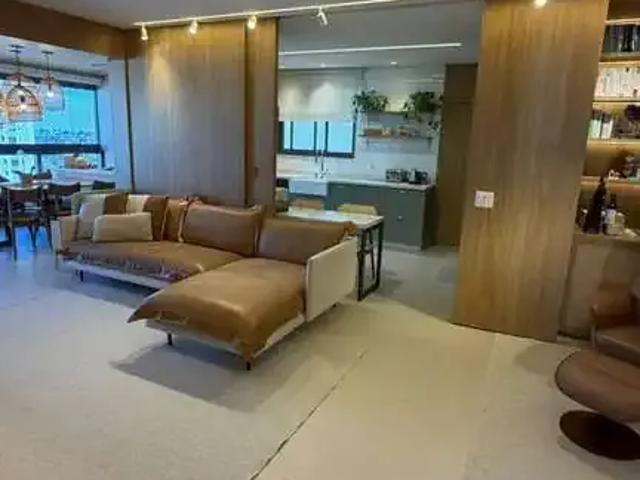 Apartamento para Venda em Maringá/PR Zona 03 3 Quartos