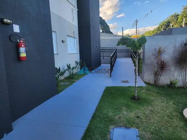 Apartamento para Venda em Maringá/PR Parque Industrial I 2 Quartos