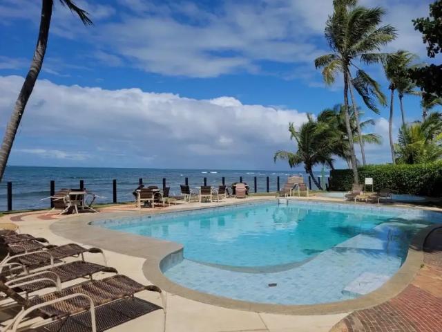 Apartamento para Venda em Mata de São João/BA Praia do Forte 3 Quartos