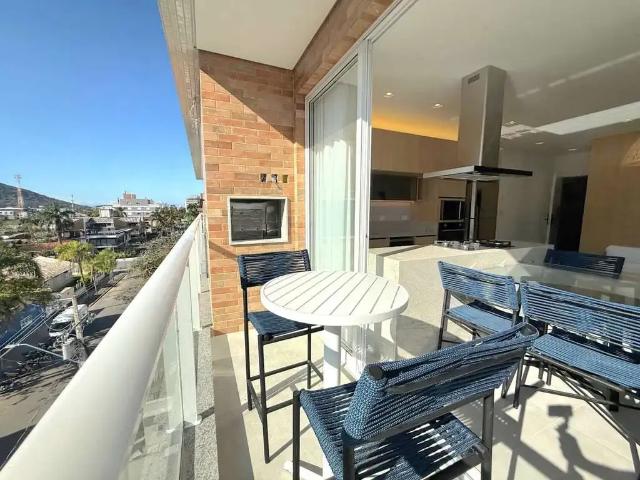 Apartamento para Venda em Matinhos/PR Caiobá 3 Quartos