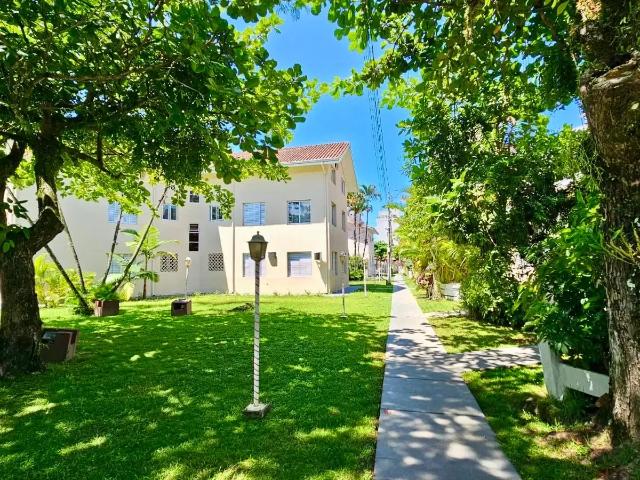 Apartamento para Venda em Matinhos/PR Caiobá 3 Quartos