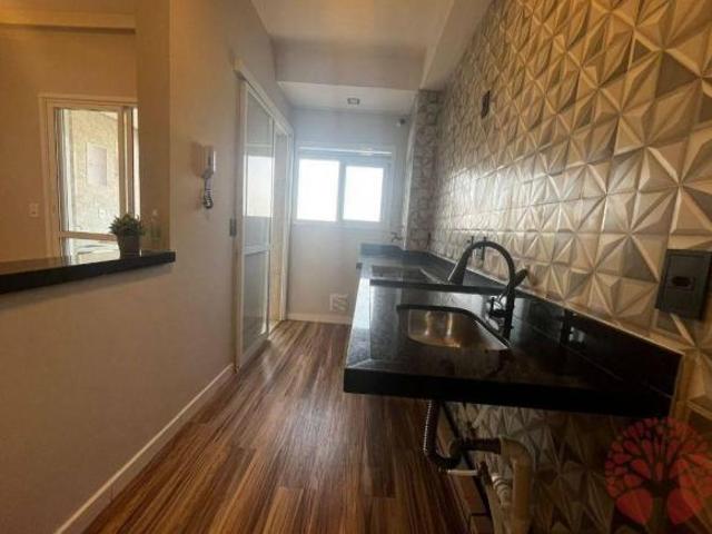 Apartamento para venda em Medeiros de 58.00m² com 2 Quartos, 1 Suite e 2 Garagens