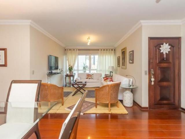 Apartamento para venda em Moema com 4 quartos, sendo 1 suíte, 165m²