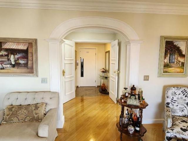 Apartamento para venda em Moema com 4 quartos, sendo 4 suítes, 198m²