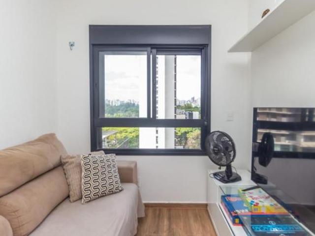 Apartamento para venda em Moema com 2 quartos, 36m²