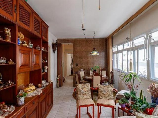 Apartamento para venda em Moema com 2 quartos, 73m²