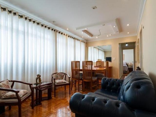 Apartamento para venda em Moema com 2 quartos, 73m²