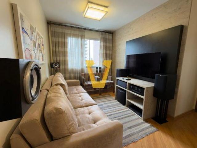 Apartamento para venda em Moema com 2 quartos, sendo 1 suíte, 77m²