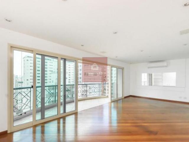 Apartamento para venda em Moema com 2 quartos, sendo 2 suítes, 138m²