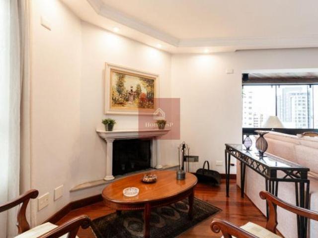 Apartamento para venda em Moema com 3 quartos, sendo 3 suítes, 164m²