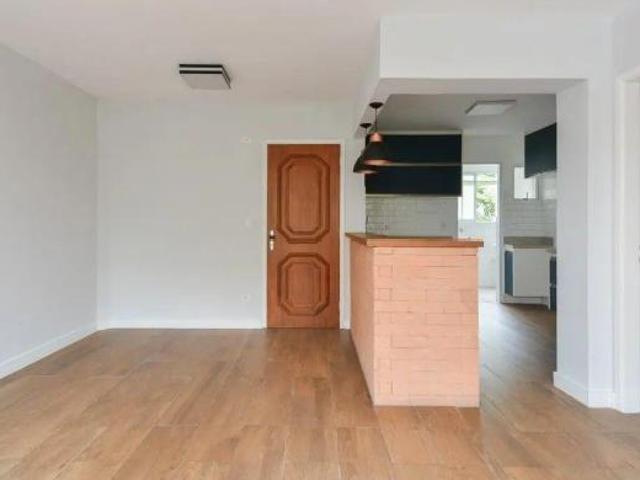 Apartamento para venda em Moema com 3 quartos, sendo 1 suíte, 90m²
