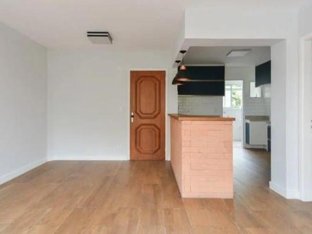 Apartamento para venda em Moema com 3 quartos, sendo 1 suíte, 90m²