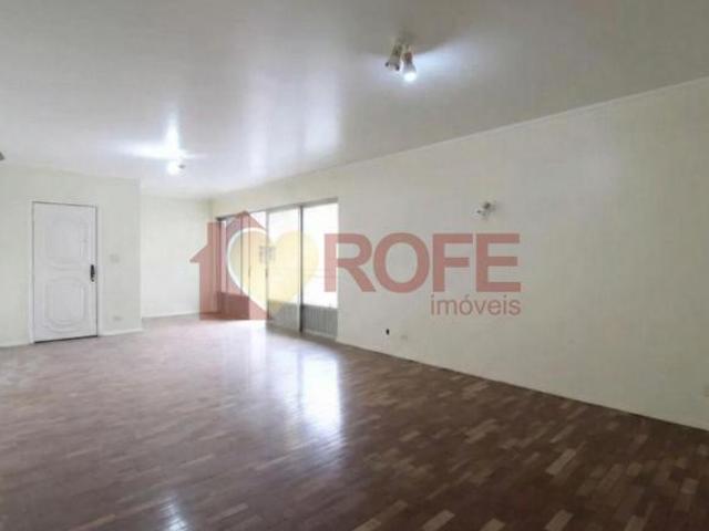 Apartamento para venda em Moema com 3 quartos, sendo 1 suíte, 152m²