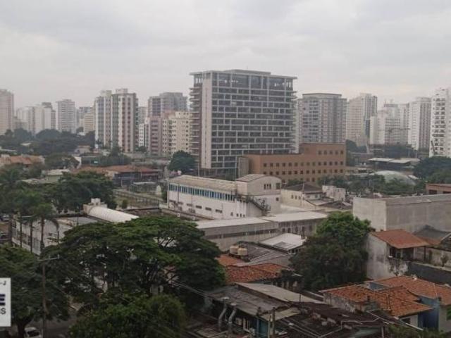 Apartamento para venda em Moema de 54.00m² com 2 Quartos, 1 Suite e 1 Garagem