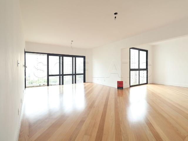 Apartamento para venda em Moema em São Paulo São Paulo de 180.00m² com 3 Quartos, 3 Suítes e 3 Garagens