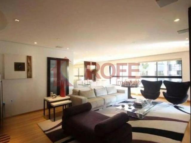Apartamento para venda em Moema,fora de rota com 240m2!