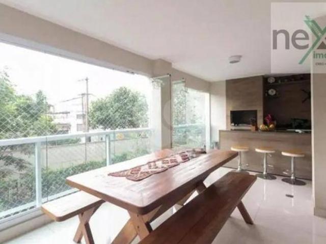 Apartamento para venda em Mooca de 204.00m² com 3 Quartos, 3 Suites e 4 Garagens
