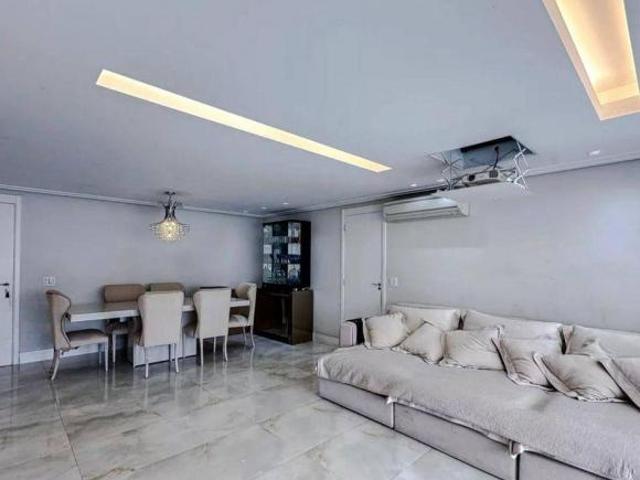 Apartamento para venda em Mooca de 204.00m² com 4 Quartos, 4 Suites e 4 Garagens